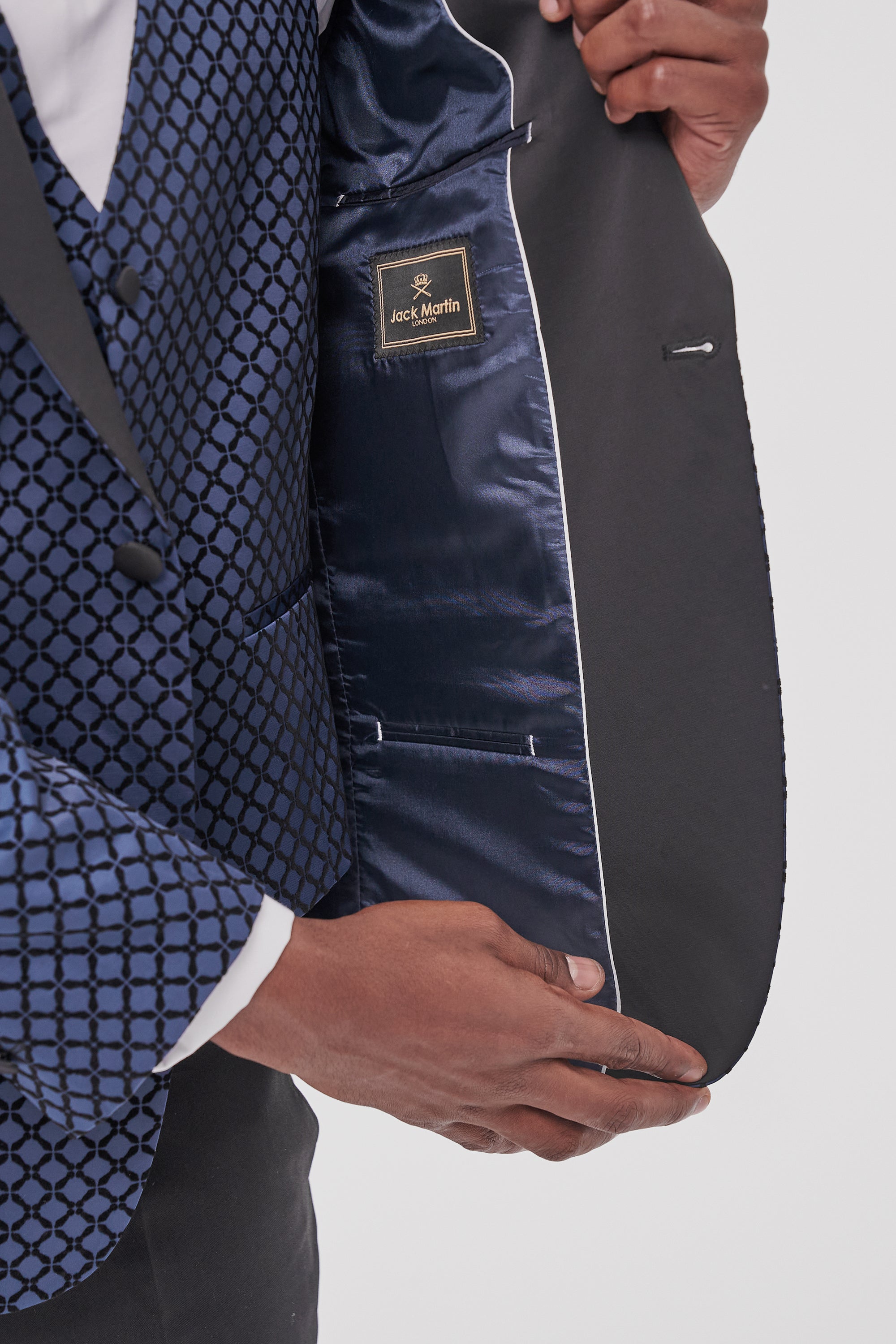 DIAMOND - Blue Velvet Dinner Suit & Tuxedo | Jack Martin